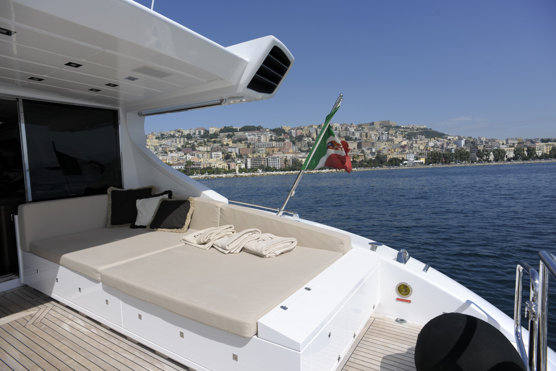 MILU II Yacht Charter Details, Mangusta (Overmarine) | CHARTERWORLD ...